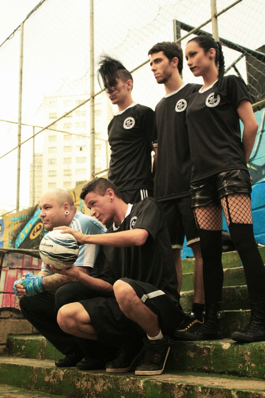 Real Gothic FC - Zwei gruftige Fußballteams aus England und Brasilien